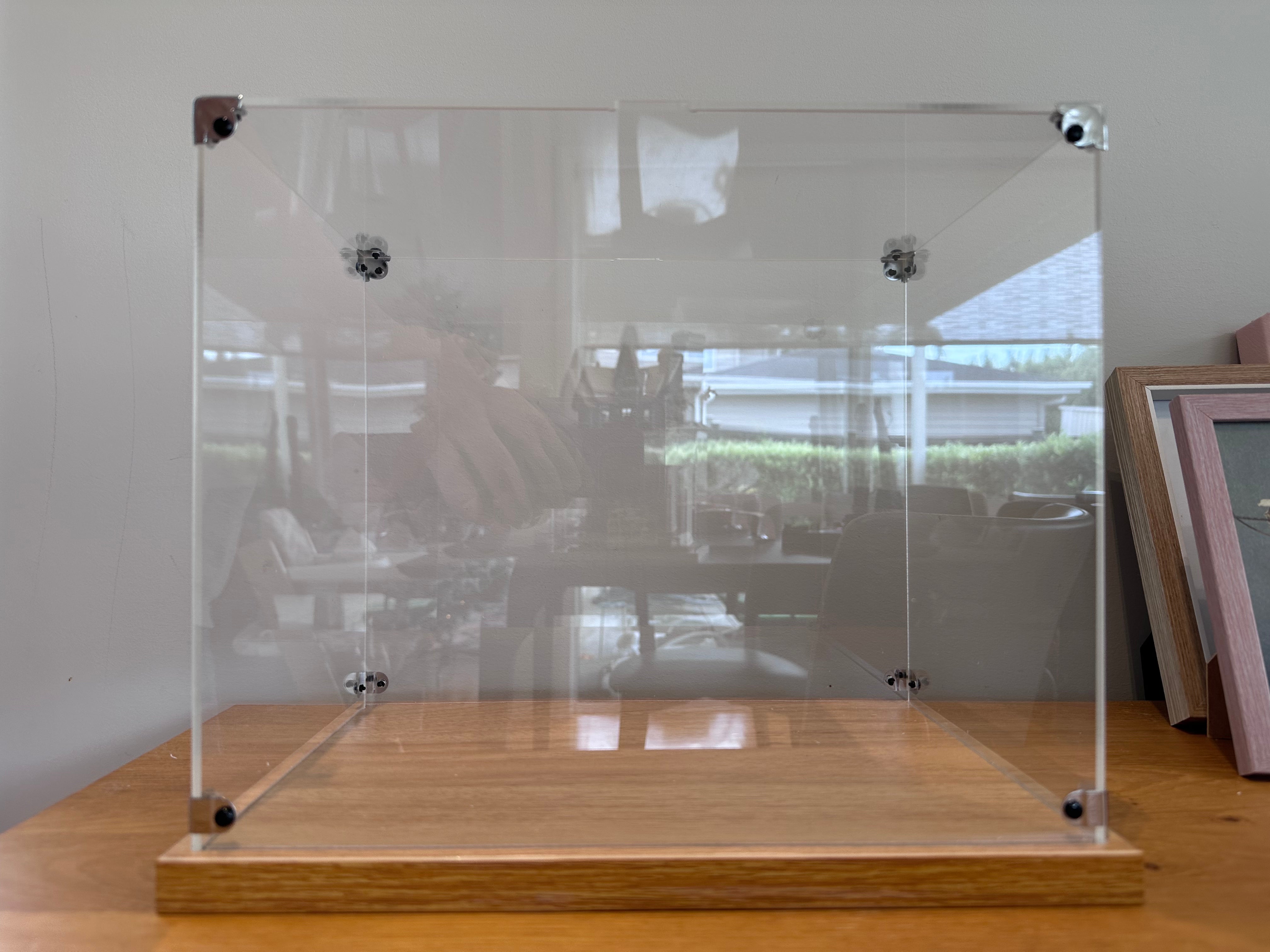 Model Kit and Figures Display Box(Acrylic Case) - Wooden Base – MetaLife